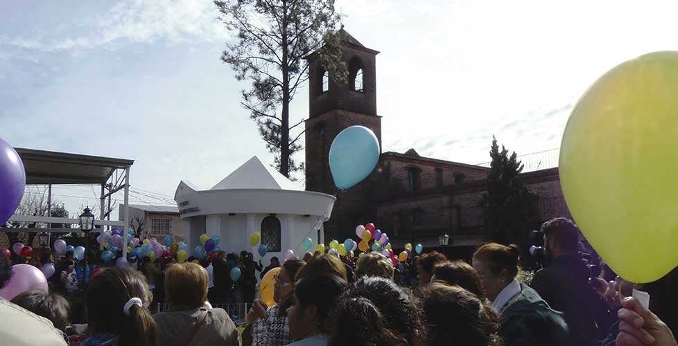 Obra del Padre Mario Pantaleo – 0800-333-9800